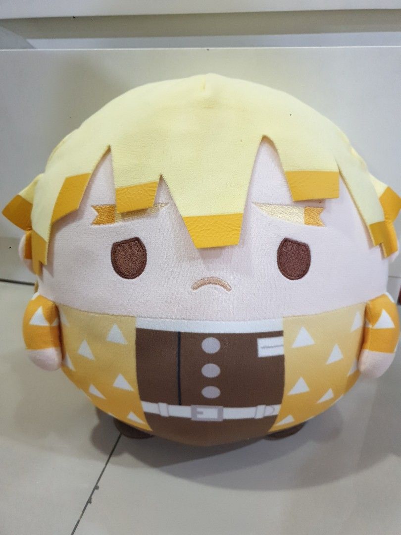 Demon Slayer Agatsuma Zenitsu - Fuwa Kororin plush pillow, Hobbies ...