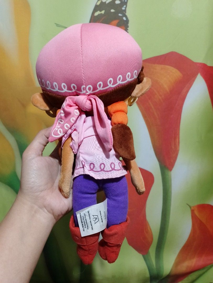 Disney Princess Izzy in the Jake and the Never Land Pirate plush ...