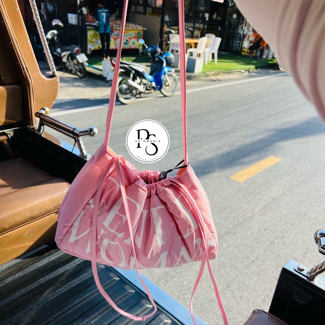 FREE POST; AUTHENTIC GENTLEWOMAN Dumpling Bag : Pink Rose Petal, Women ...