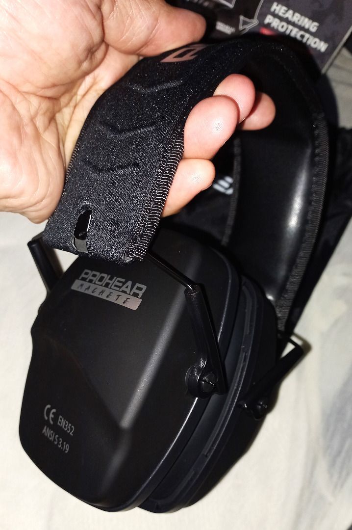 High-Quality EAR MUFFS -- Brand New for Sports & General Use, Sports ...