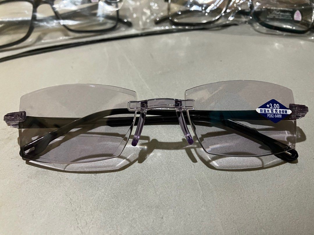 kacamata baca plus