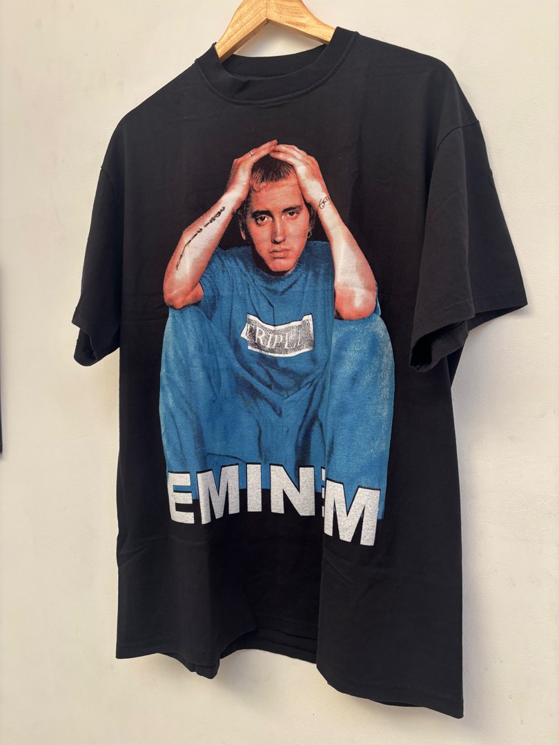 Kaos Rapper Eminem, Fesyen Pria, Pakaian , Atasan di Carousell