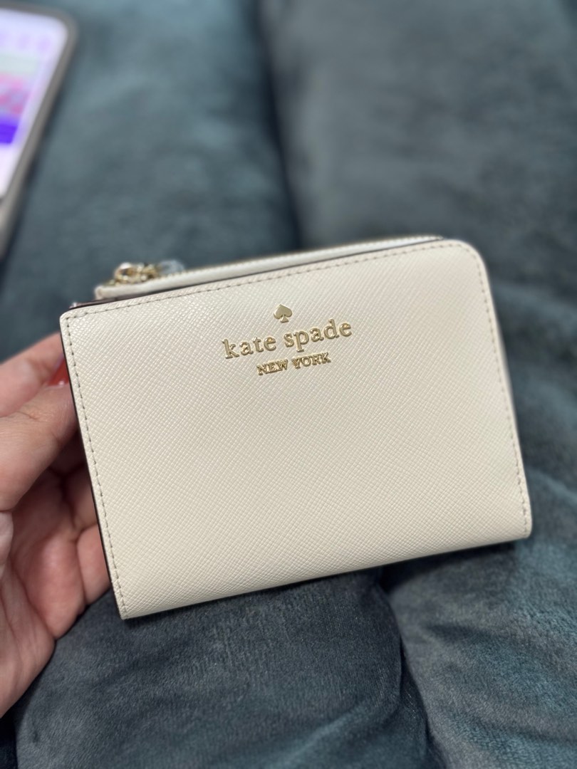Kate Spade Bifold Wallet, Luxury, Bags & Wallets on Carousell