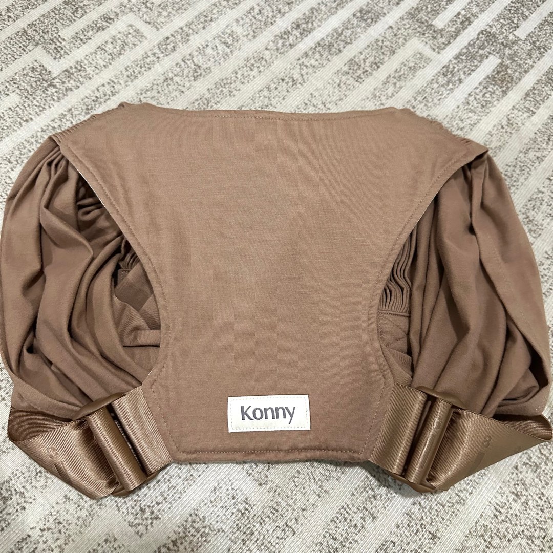 Konny Baby Carrier FLEX Elastech (Cocoa), Babies & Kids, Going Out, Carriers & Slings on Carousell