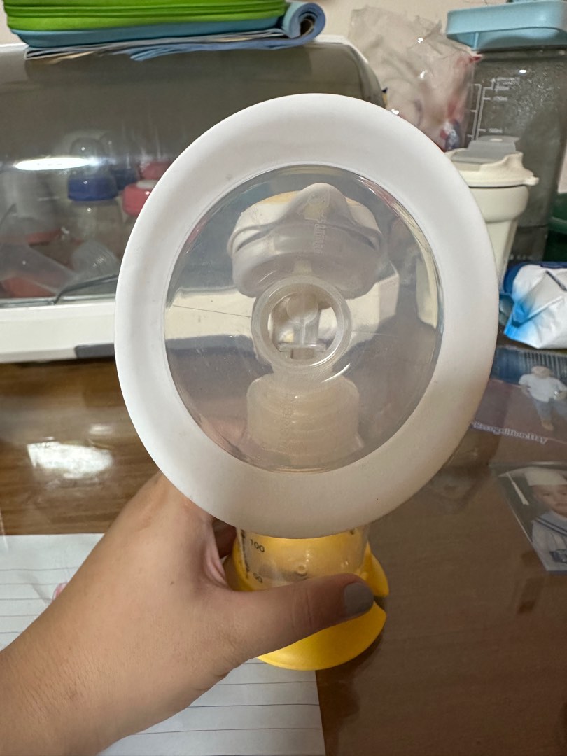 MADELA HARMONY MANUAL BREAST PUMP, Babies & Kids, Nursing & Feeding ...