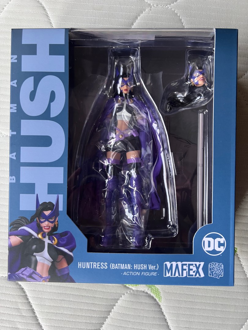 Mafex Huntress (Batman Hush Ver.), Hobbies & Toys, Toys & Games on ...