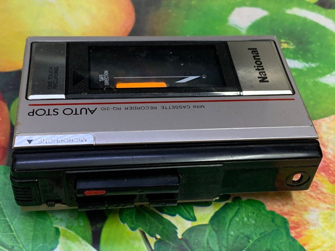 NATIONAL Mini Cassette Recorder / Player - faulty for repair parts or ...