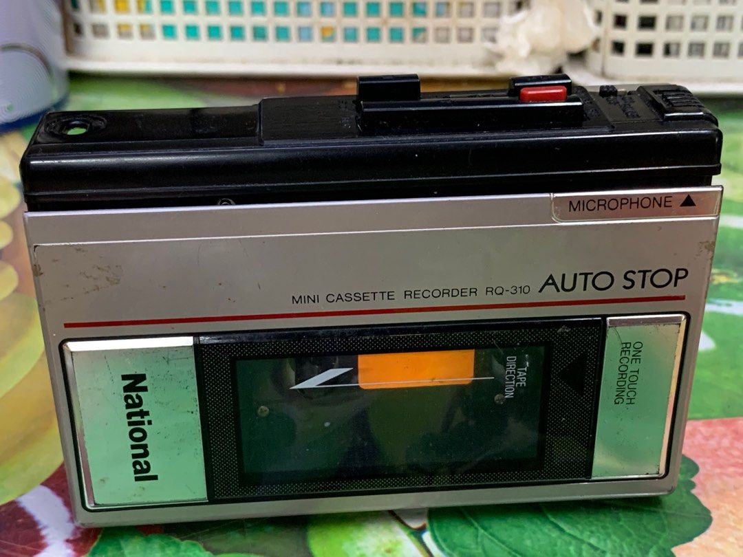 NATIONAL Mini Cassette Recorder / Player - faulty for repair parts or ...