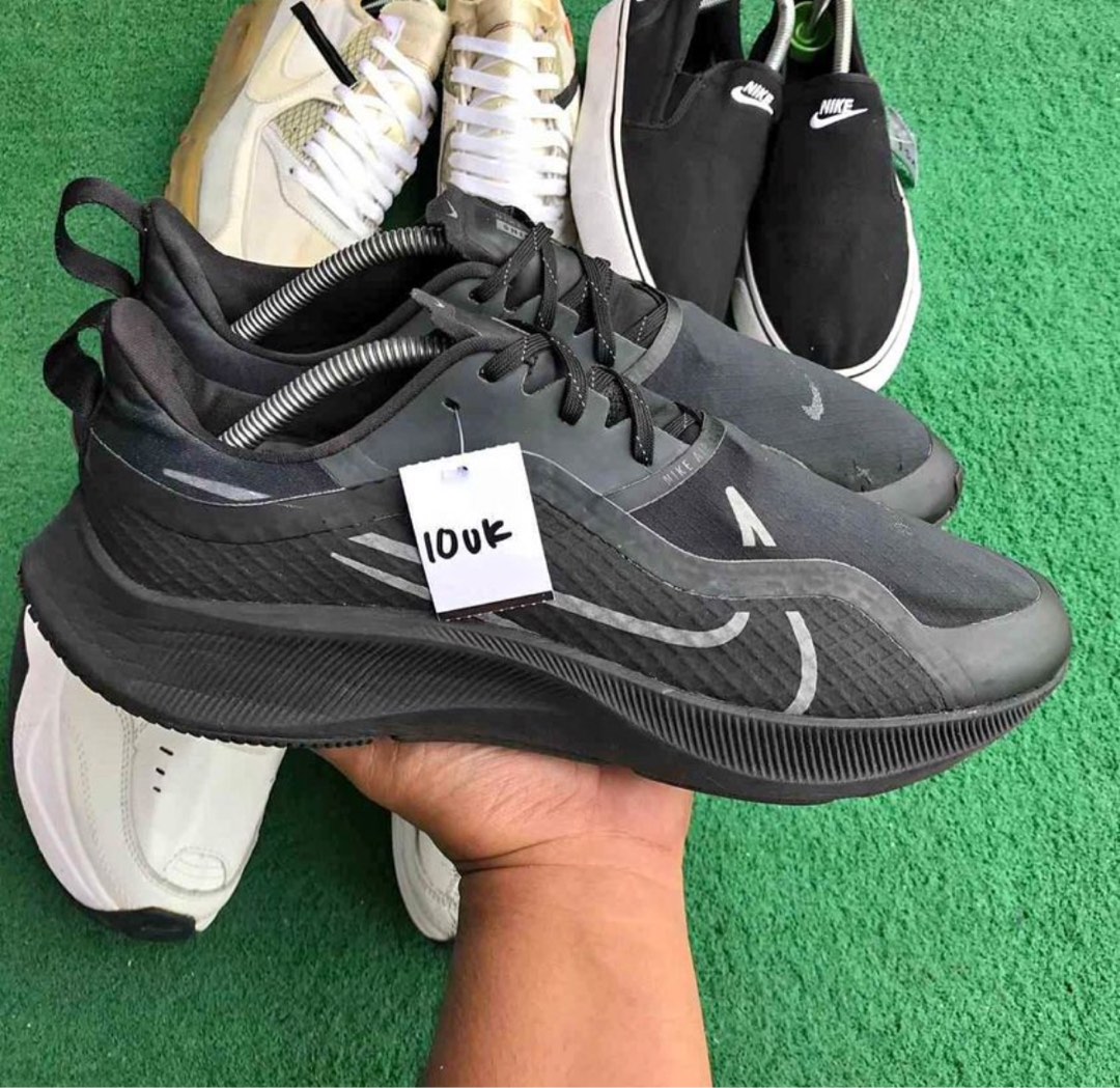 Nike Run Shield, Men's Fashion, Footwear, Sneakers on Carousell