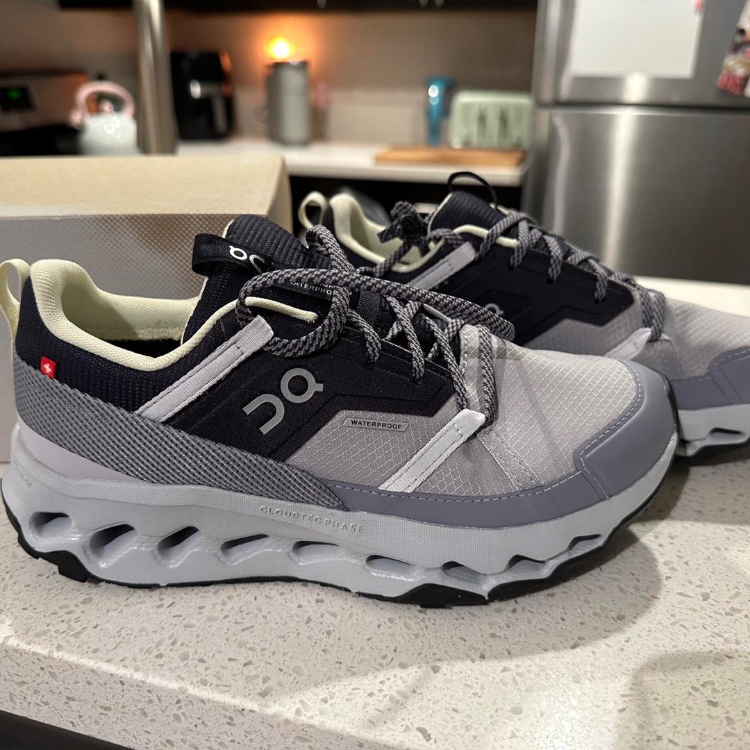 On Cloud Horizons, Luxury, Sneakers & Footwear on Carousell