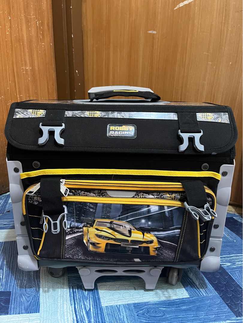 Robby Rabbit Race and Drift Large Box-Type Trolley, Hobbies & Toys ...