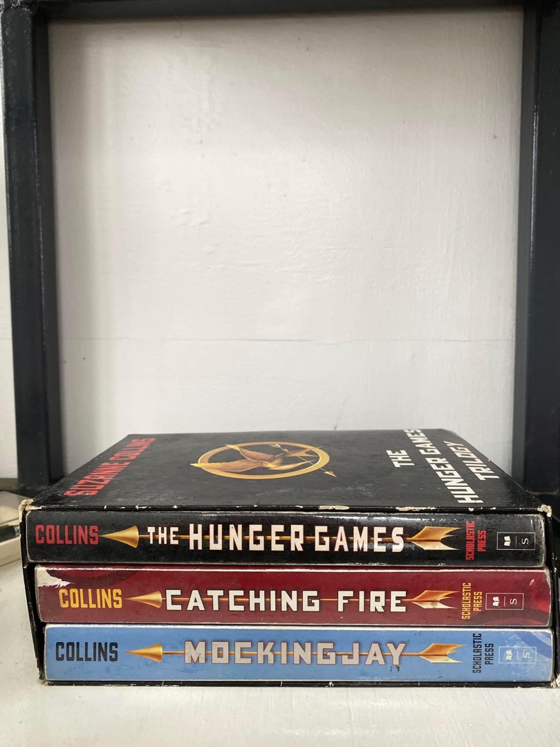 The Hunger Games Trilogy, Hobbies & Toys, Books & Magazines, Fiction ...