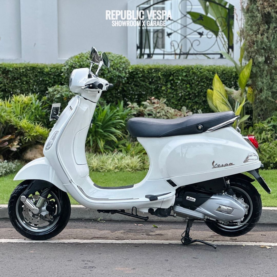 Vespa LX 125 IGET LED FACELIFT Tahun 2023, Motor di Carousell