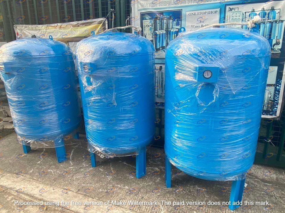 Bladder Tank 500 Liters, Commercial & Industrial, Industrial Equipment ...