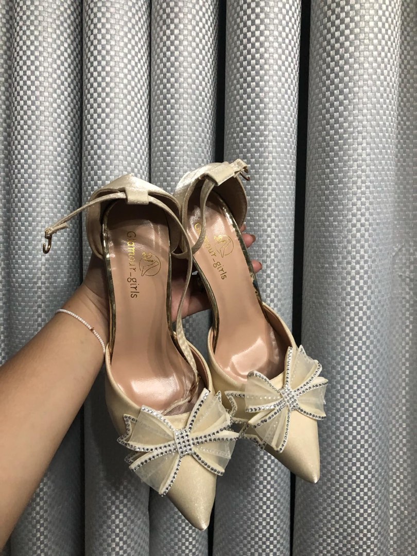 COQUETTE HEELS, Women's Fashion, Footwear, Heels on Carousell
