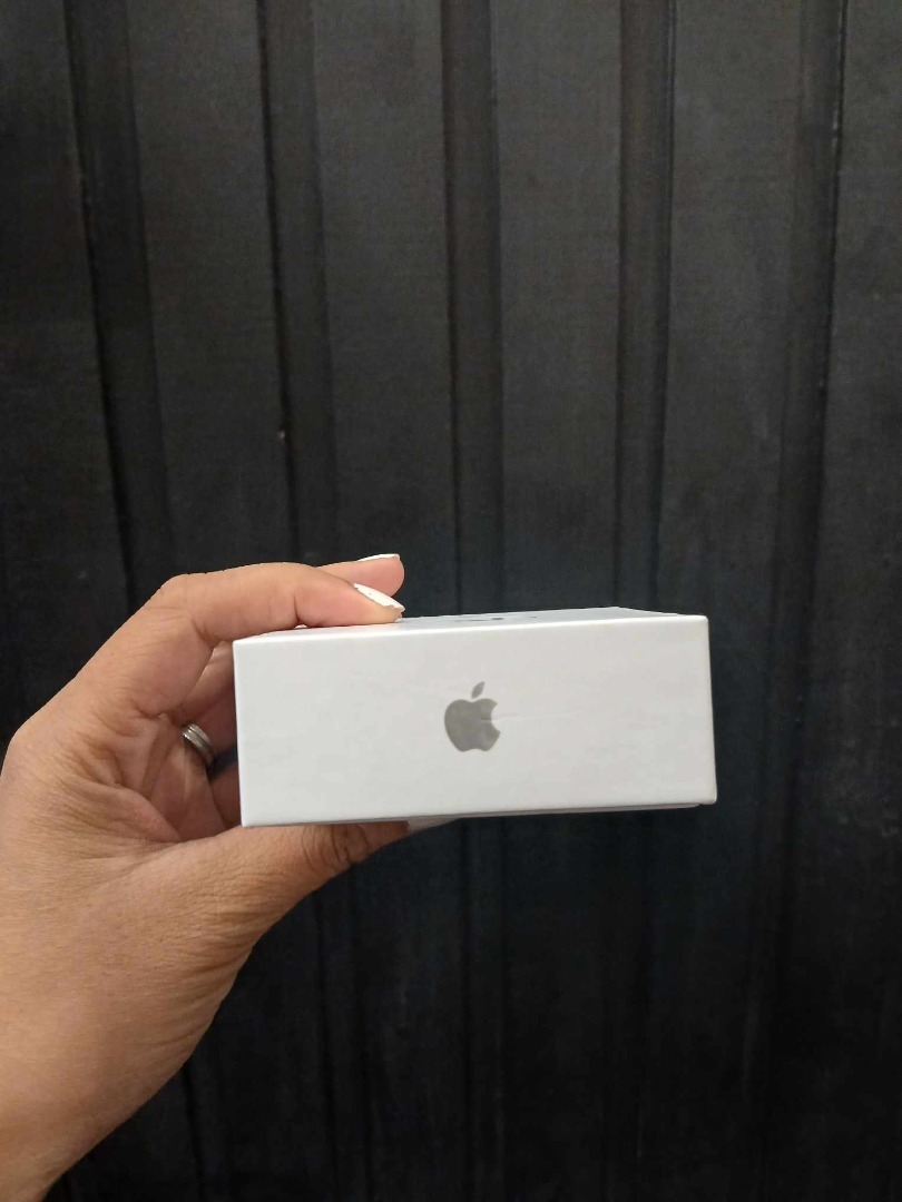 FOR SALE : ORIGINAL EARPODS (GEN 4) !!, Audio, Earphones on Carousell