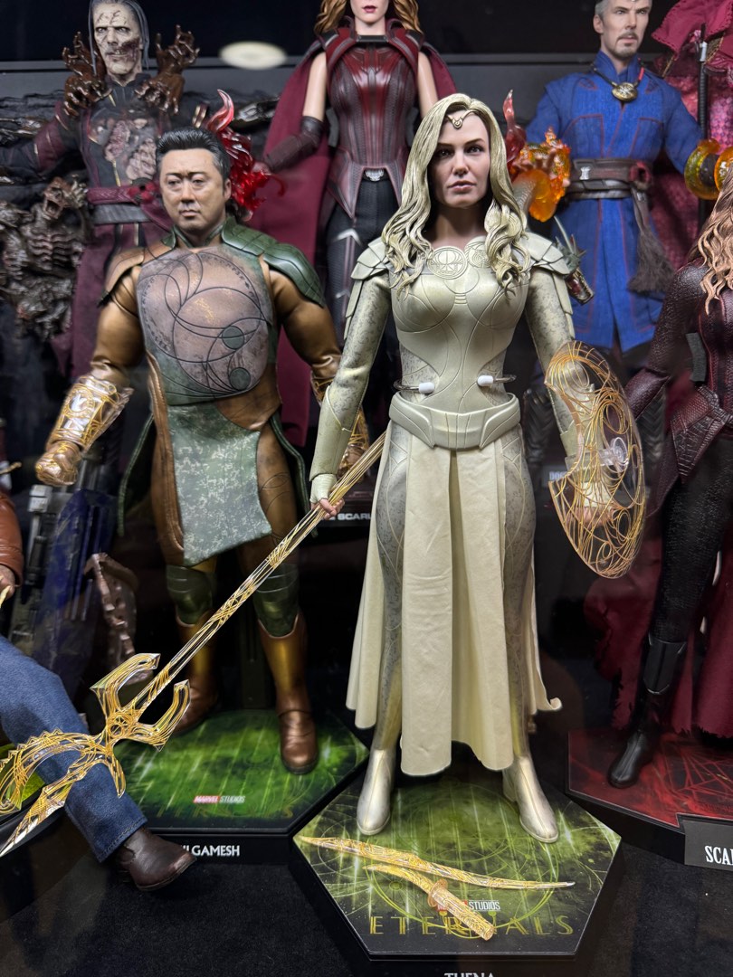 Hot toys Gilgamesh & Thena, Hobbies & Toys, Toys & Games on Carousell