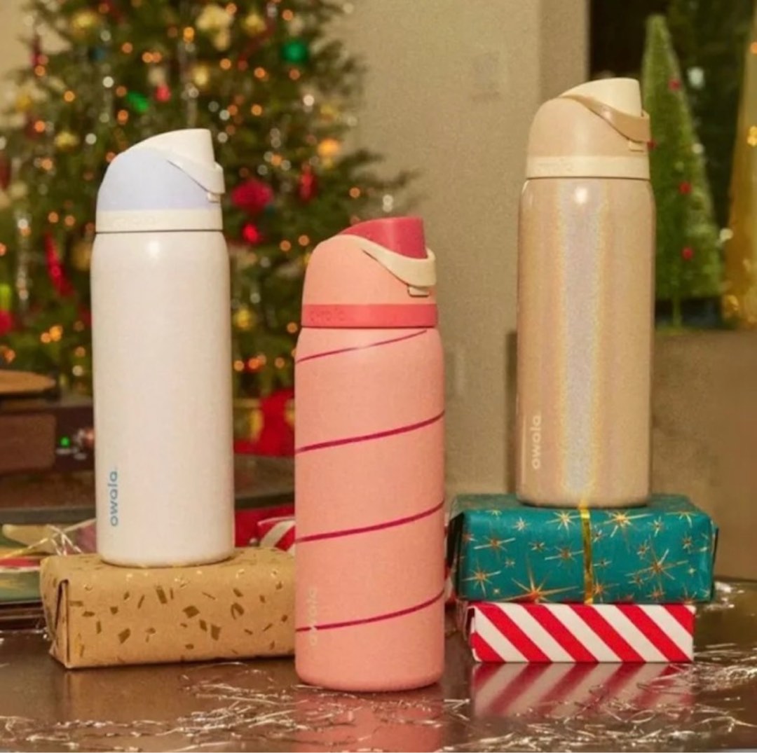 [incoming] holiday magic snow globe candy cane owala 32oz, Furniture ...