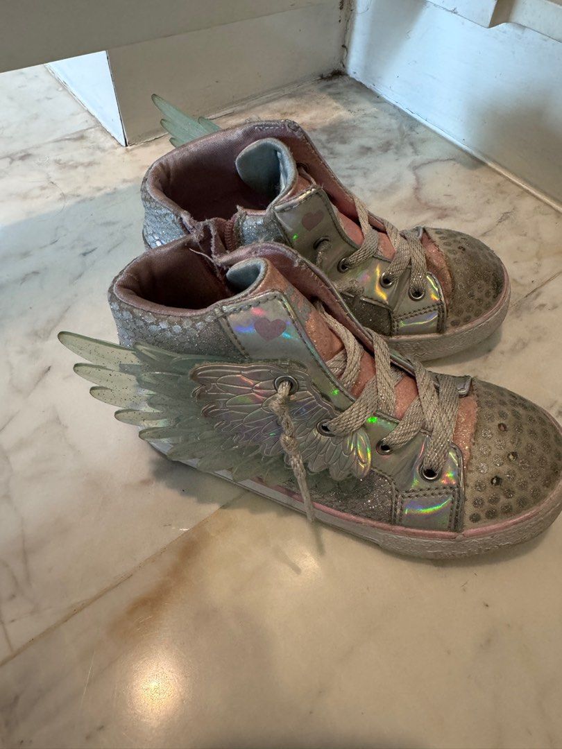 Kasut kanak2 Skechers, Men's Fashion, Footwear, Sneakers on Carousell