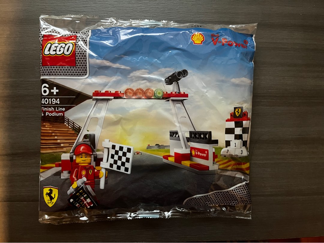 Lego - finish line & podium, Hobbies & Toys, Toys & Games on Carousell