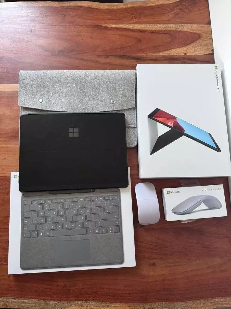 Microsoft surface pro X Touch 256GB SSD Microsoft SQ2 16GB RAM ...