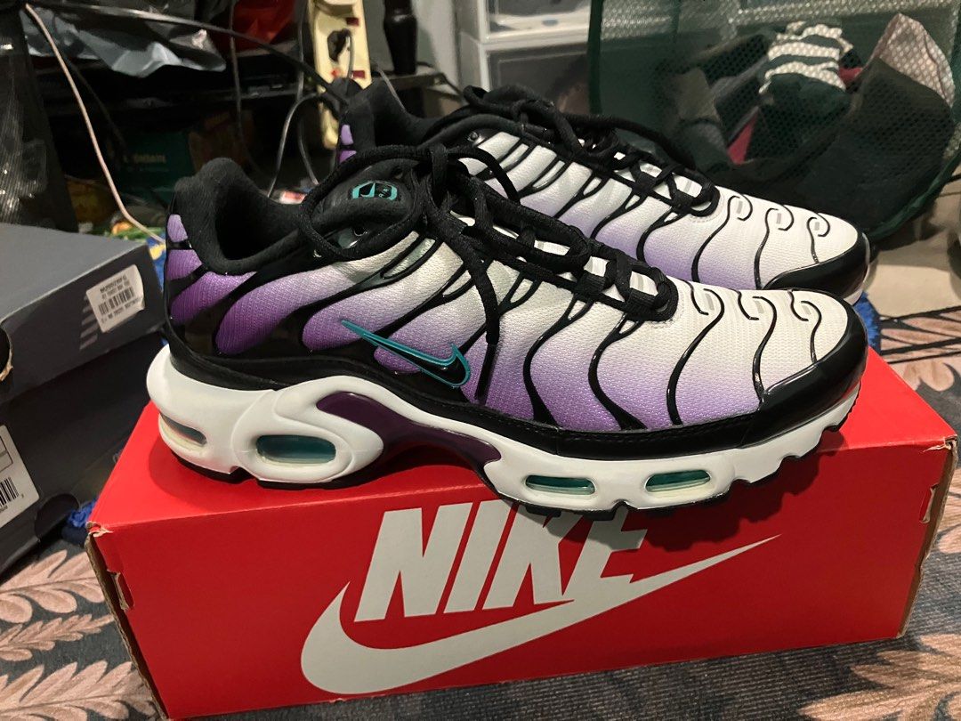 Nike air max plus TN reverse grape 6uk, Men's Fashion, Footwear ...