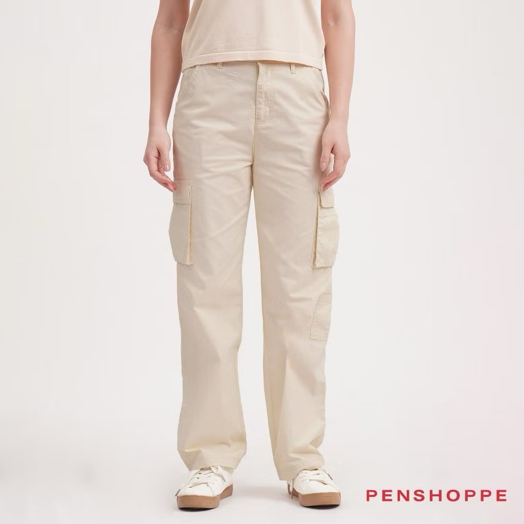 Penshoppe Straight Fit Cargo Trouser in Ivory, Women's Fashion, Bottoms ...
