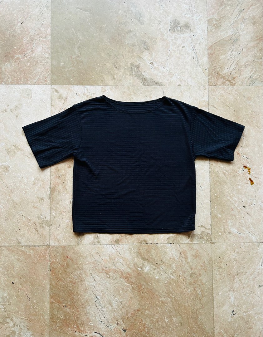 Plain Black Top, Lined, Women's Fashion, Tops, Blouses on Carousell