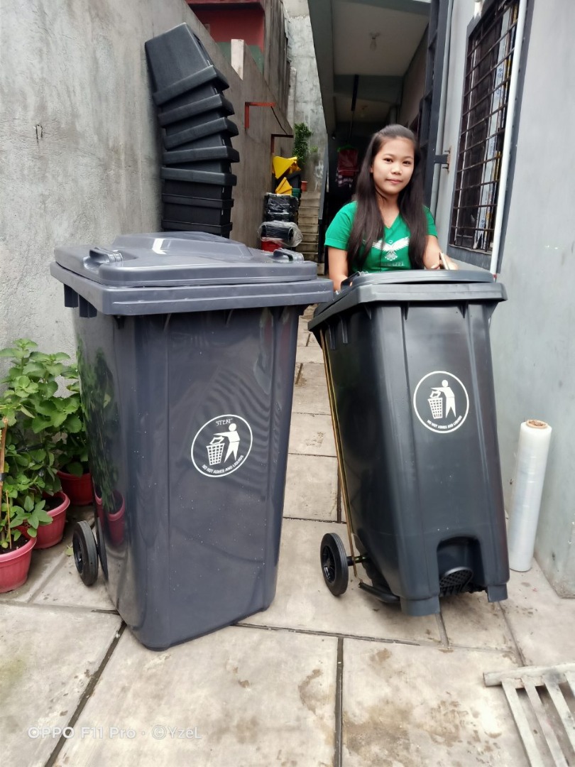rolling trash bin 240 liters, Furniture & Home Living, Cleaning ...
