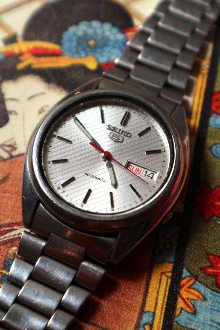 Seiko 5 Silver Dial, Men's Fashion, Watches & Accessories, Watches on ...