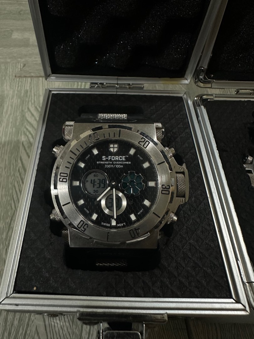 SForce真品 大錶徑 健身巨巨必備 Tao代言 絕版, 他的時尚, 手錶及配件, 手錶在旋轉拍賣
