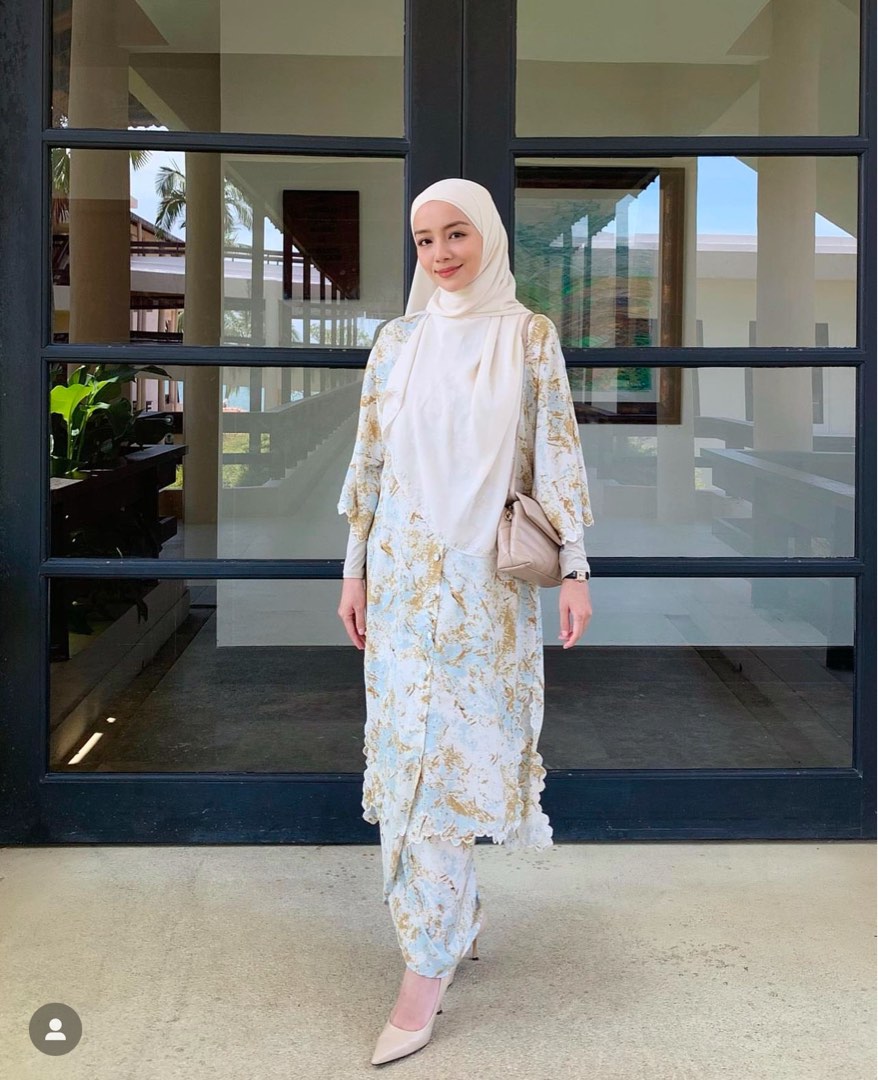 Shals - Kurung sulam, Women's Fashion, Muslimah Fashion, Baju Kurung & sets on Carousell