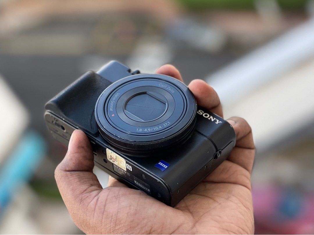Sony RX100 mark ii mirrorless 20.2 megapixel wifi Connection still good ...