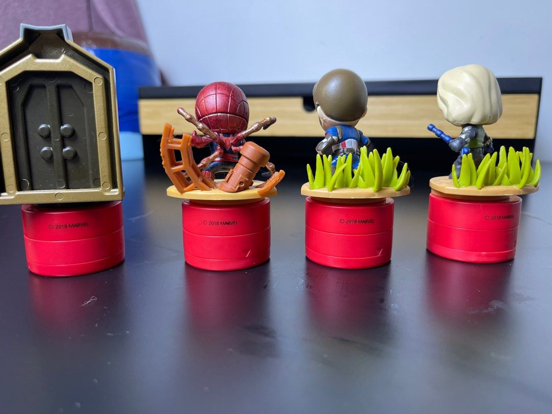 Tesco MARVEL AVENGERS INFINITY WAR Exclusive Figurine Stampers ...