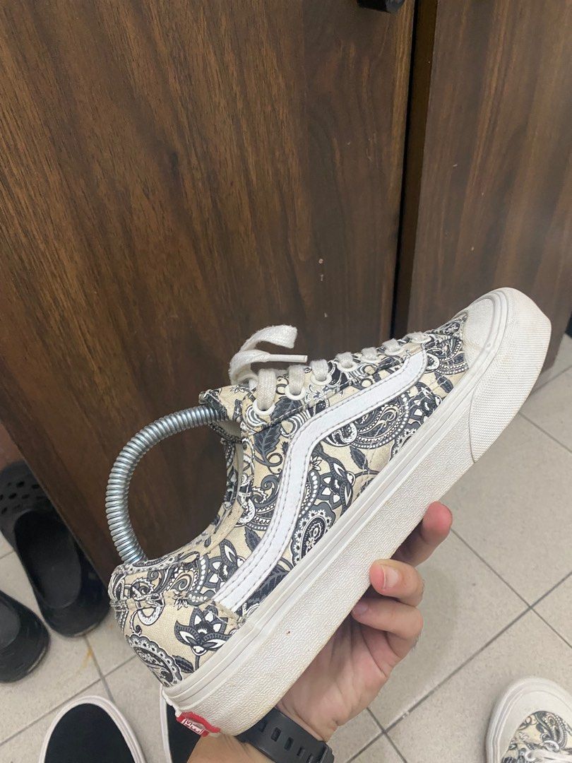 Vans old skool design batik (ULTRACUSH) Size 6UK (ORIGINAL BUTIK VANS ...