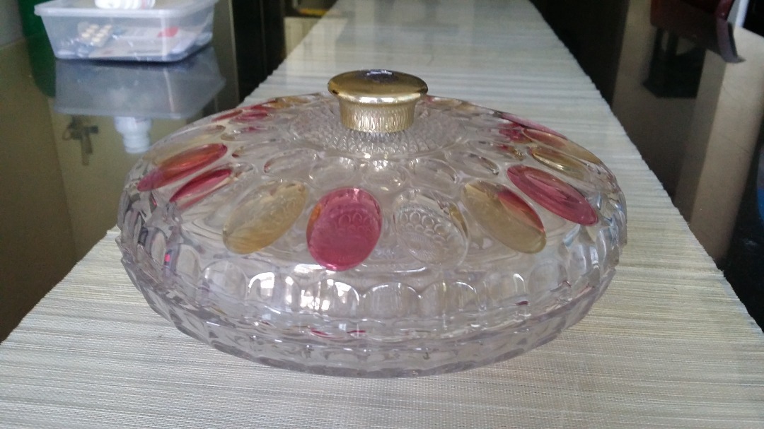 Vintage crystal serving plate with cover (please read details below ...