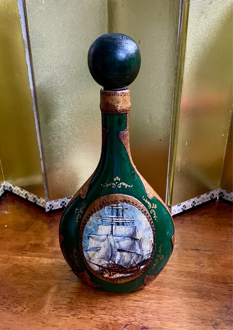 Vintage Leather ITALIAN Bottle, Wrapped Decanter, Glass Decanter,Hand ...