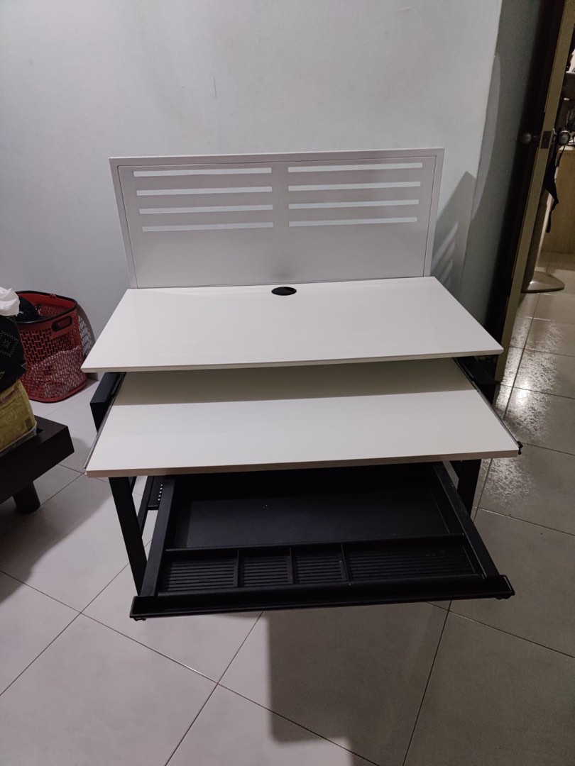 Zenith Computer Workstation, Furniture & Home Living, Furniture, Tables ...