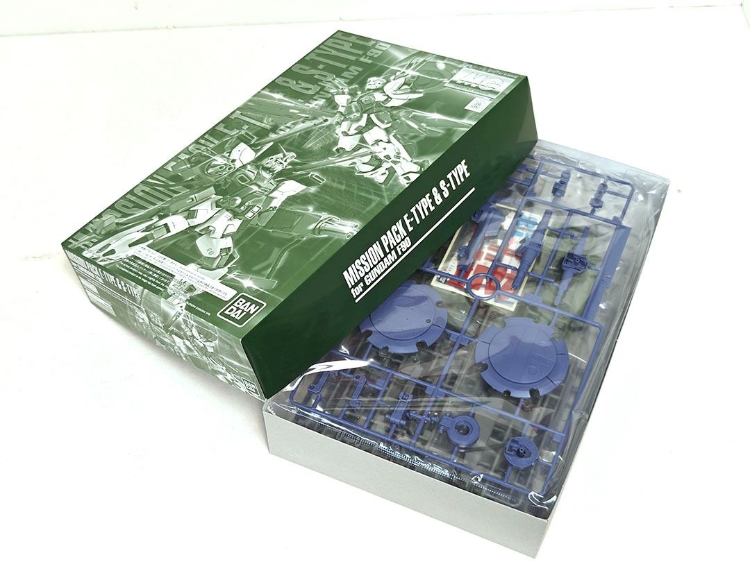全新未砌 魂限 PB MG 1/100 Gundam F90 + MISSION PACK E-TYPE & S-TYPE, 興趣及遊戲 ...