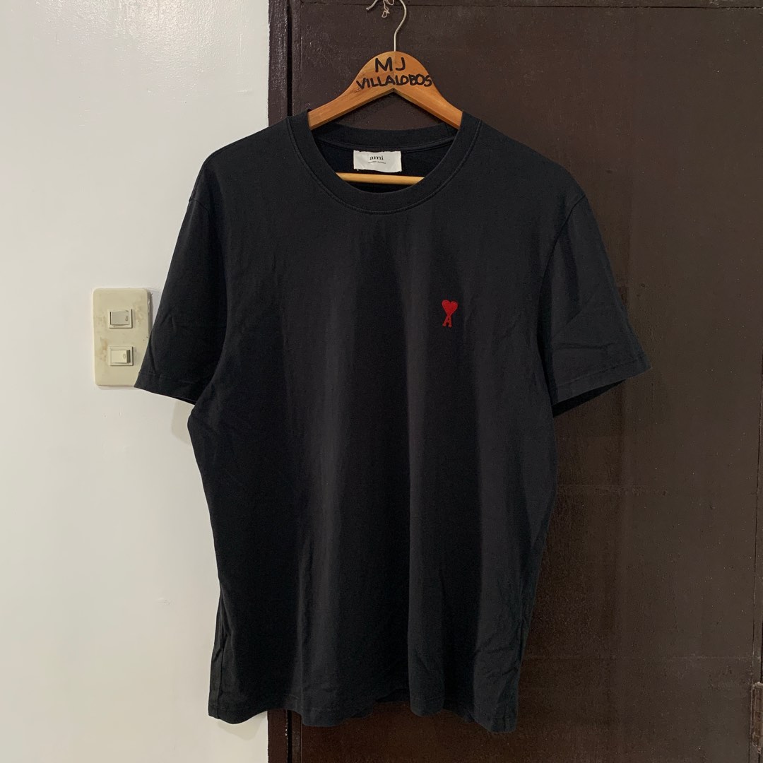 AMI Paris Small logo Black Tee (Authentic / Legit), Men's Fashion, Tops ...