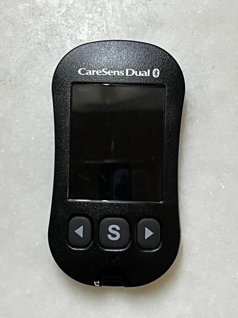 Caresense dual bluetooth blood glucose monitor, Health & Nutrition ...