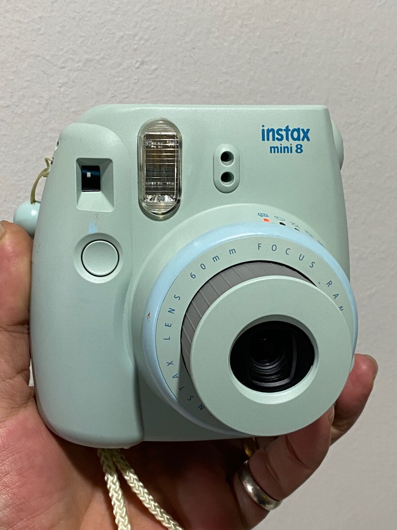 Fujifilm Instax Mini 8 film camera, Photography, Cameras on Carousell