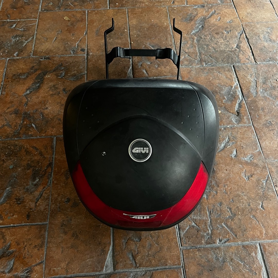 GIVI HONDA EX5 BOX - SELF COLLECT ONLY, Auto Accessories on Carousell