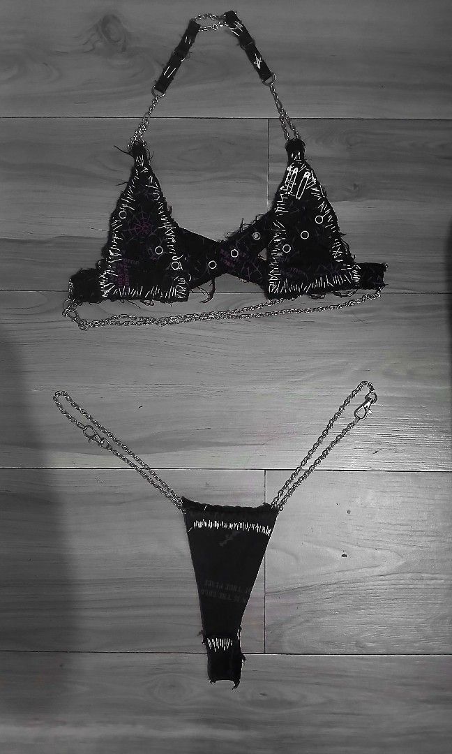 [RUSH SELLING] [G.L.P/ Gothic. Lolita. Punk] Red Black Punk Gothic ...