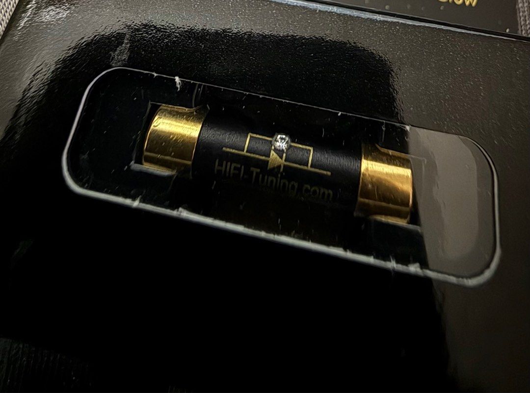 (全新)High End鑽石級Fuse 德國HI-FI TUNING DIAMOND旗艦級 Audiophile 灰士！香港三腳插頭、香港電壓 ...
