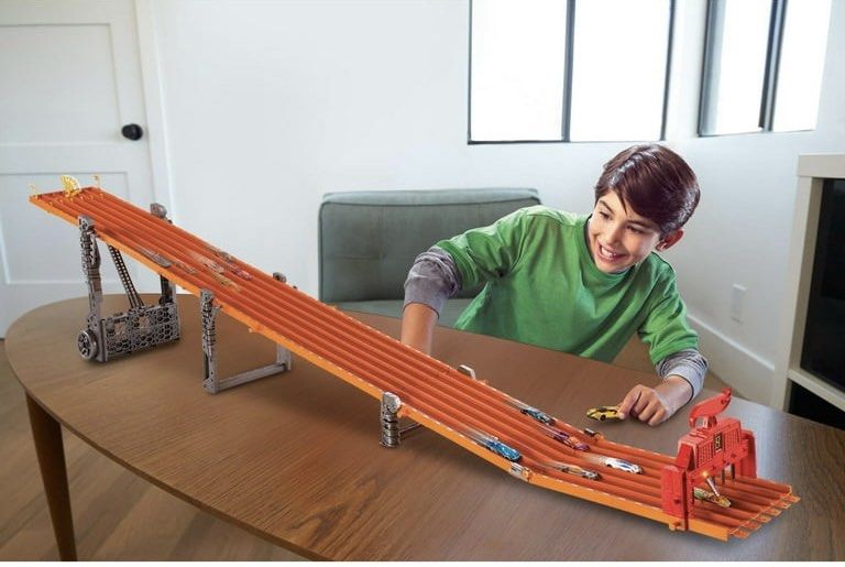 Hot Wheels 6 Lane Super Raceway Lot Set Track, Hobbies & Toys, Toys ...