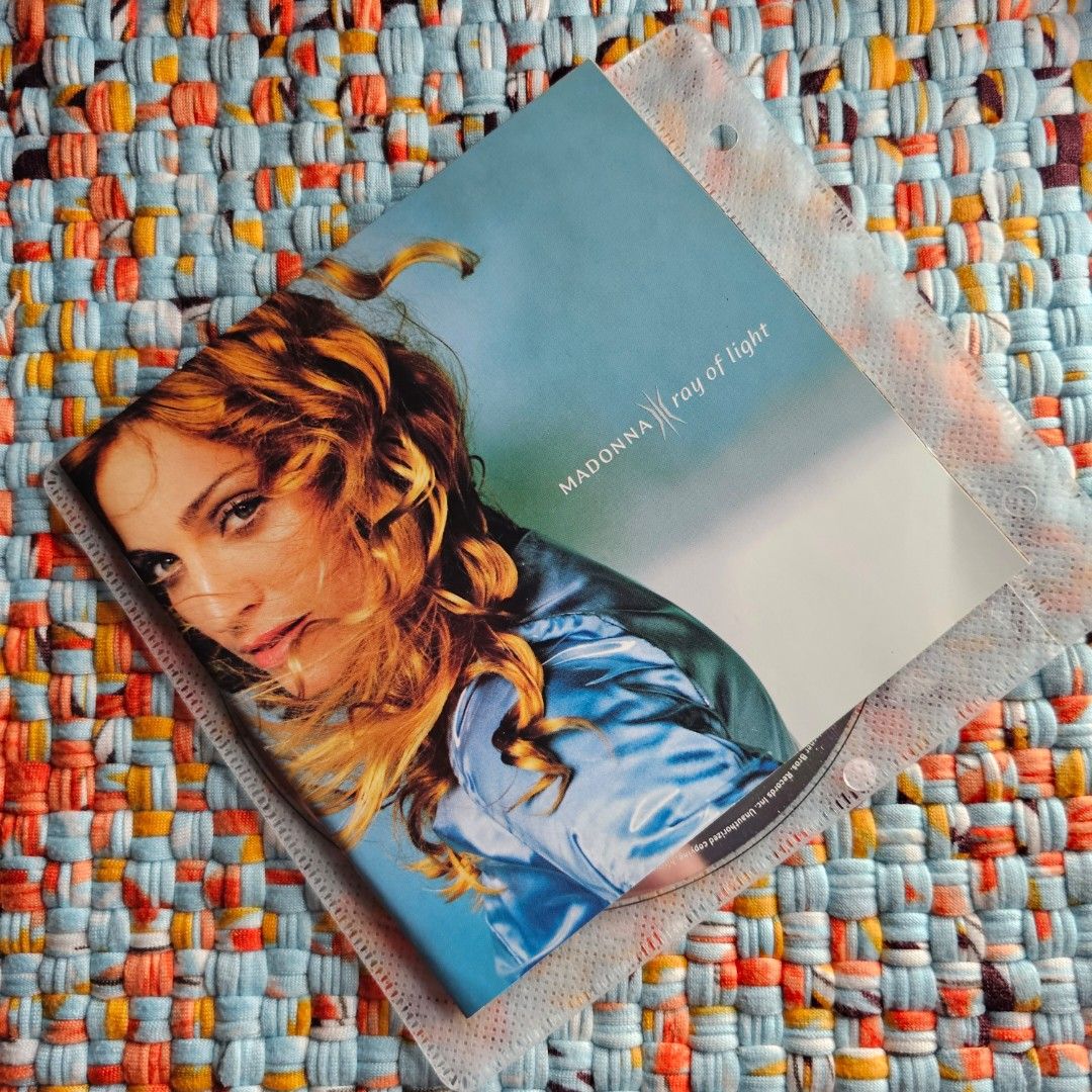 Madonna - Ray of Light - CD VG - walang back inlay, Hobbies & Toys ...