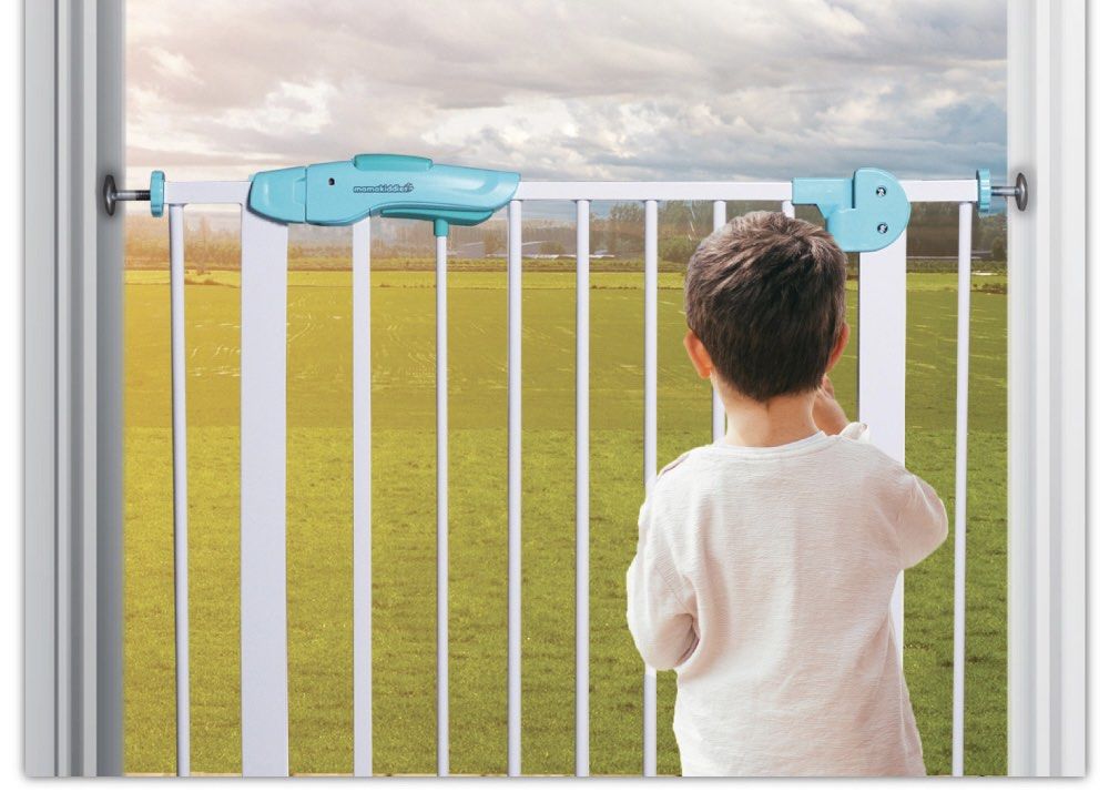 Mamakiddies 3-Lock Baby Safety Gate (with 20cm extension), Babies ...