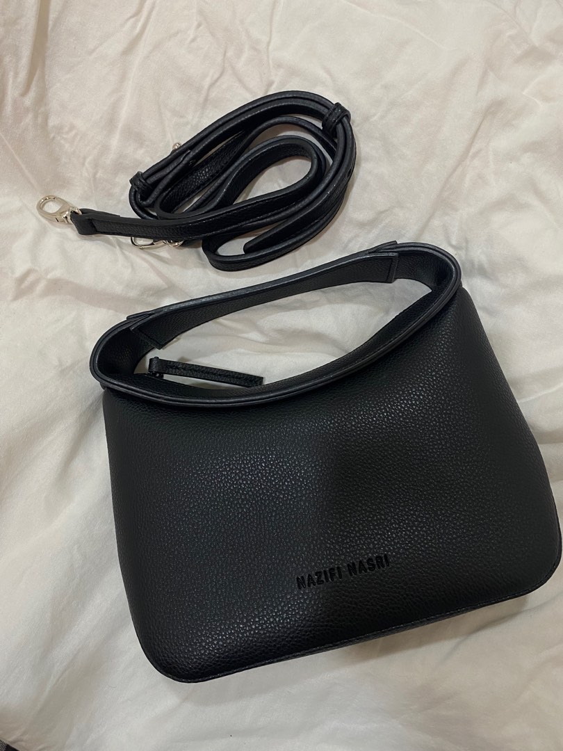 Nazifi Nasri Shroom Bag in Black, Women's Fashion, Bags & Wallets ...