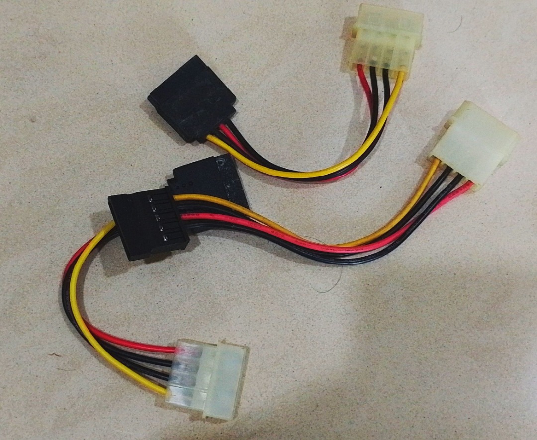 PC Computer 4 pin Molex Male to 15 pin SATA Female Cable, Computers ...